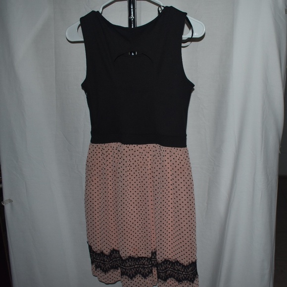 Enfocus Studio | Dresses | En Focus Studio Peach And Black Lovely Dress ...